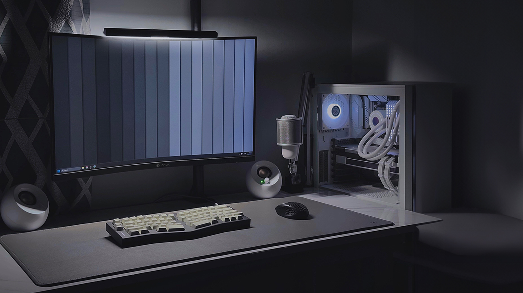 Crua Monitor - The best monitor for you – CRUA-Monitor